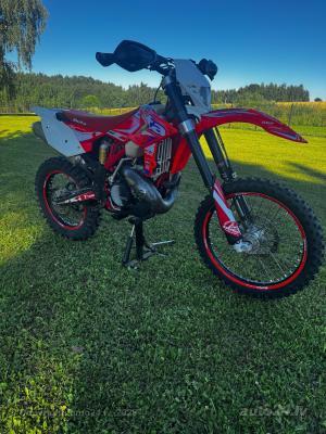 Beta RR 300 2014 Tallina, ar dzinēja tilpumu 0.30 L un nobraukumu 0 tūkst. km par 3000 €, foto 5 vietnē AUTOMOTO.COM.LV