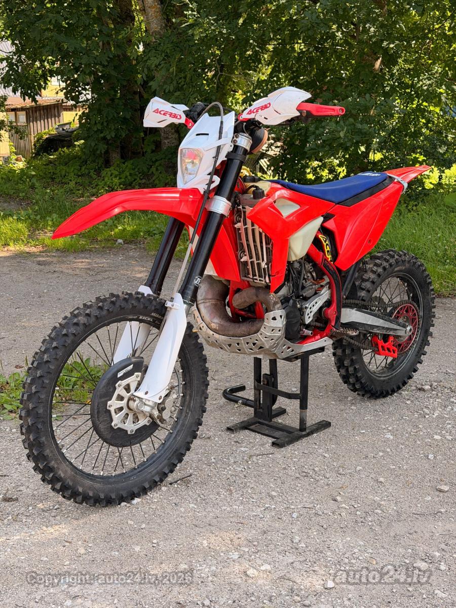Beta RR 300 2020 Mustvē, ar dzinēja tilpumu 0.30 L un nobraukumu 0 tūkst. km par 3300 €, foto 3 vietnē AUTOMOTO.COM.LV