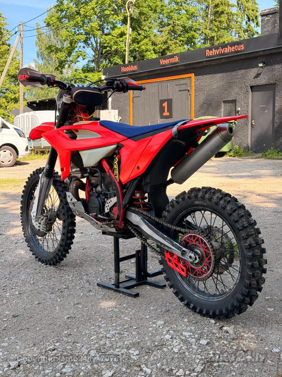 Beta RR 300 2020 Mustvē, ar dzinēja tilpumu 0.30 L un nobraukumu 0 tūkst. km par 3300 €, foto 4 vietnē AUTOMOTO.COM.LV