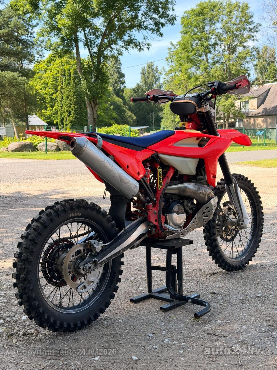 Beta RR 300 2020 Mustvē, ar dzinēja tilpumu 0.30 L un nobraukumu 0 tūkst. km par 3300 €, foto 5 vietnē AUTOMOTO.COM.LV