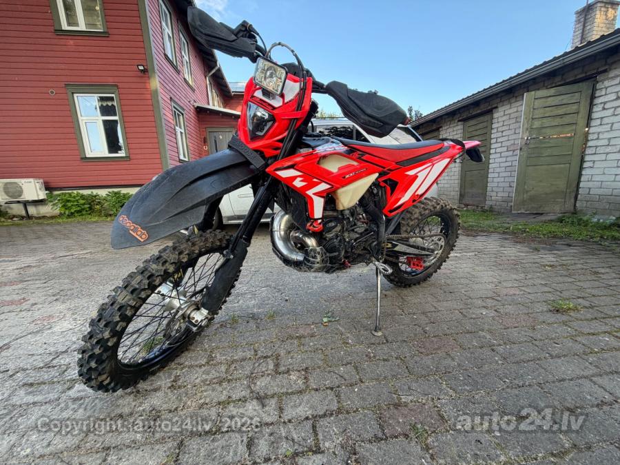 Бета RR 300 2024 в Таллин, объемом двигателя 0.30 л и пробегом 0 тыс. км за 5400 €, фото 1 на AUTOMOTO.COM.LV