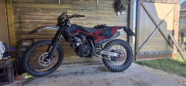 Black Beta RR 2016 in Utena, with an engine capacity of 0.13 L and mileage of 23 thousand km for 2300 €, photo 3 on AUTOMOTO.COM.LV
