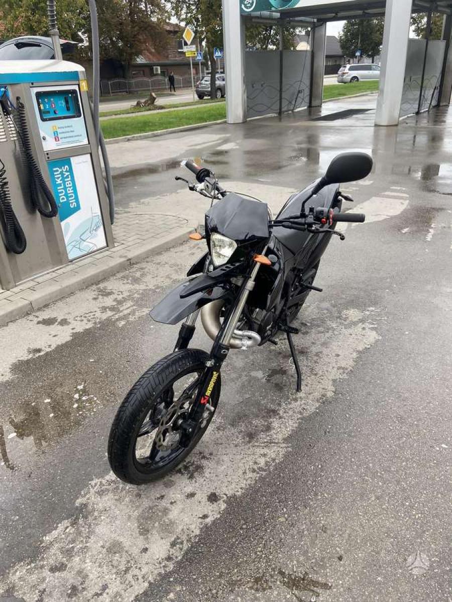 Black Beta RR 2016 in Siauliai, with an engine capacity of 50.00 L and mileage of 0 thousand km for 2000 €, photo 1 on AUTOMOTO.COM.LV