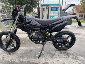 Black Beta RR 2016 in Siauliai, with an engine capacity of 50.00 L and mileage of 0 thousand km for 2000 €, photo 4 on AUTOMOTO.COM.LV