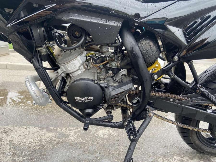 Black Beta RR 2016 in Siauliai, with an engine capacity of 50.00 L and mileage of 0 thousand km for 2000 €, photo 15 on AUTOMOTO.COM.LV