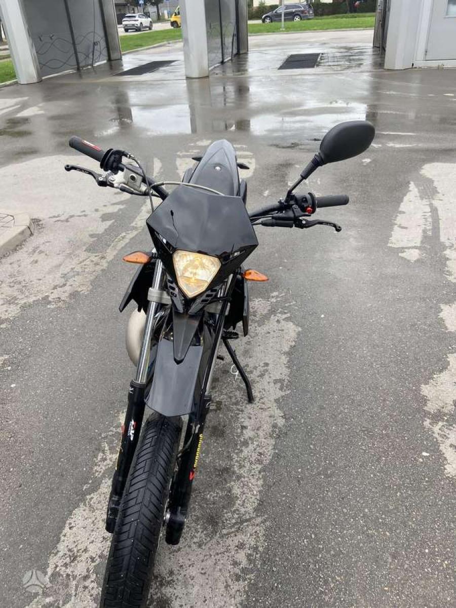 Black Beta RR 2016 in Siauliai, with an engine capacity of 50.00 L and mileage of 0 thousand km for 2000 €, photo 19 on AUTOMOTO.COM.LV