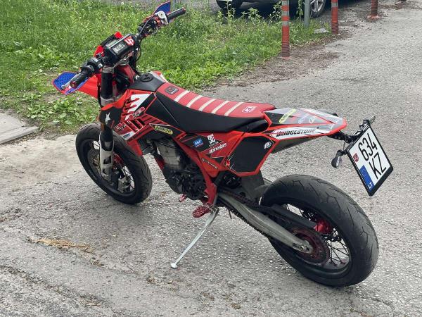 Beta RR 2010 Viļņa, ar dzinēja tilpumu 0.50 L un nobraukumu 999 tūkst. km par 3500 €, foto 5 vietnē AUTOMOTO.COM.LV