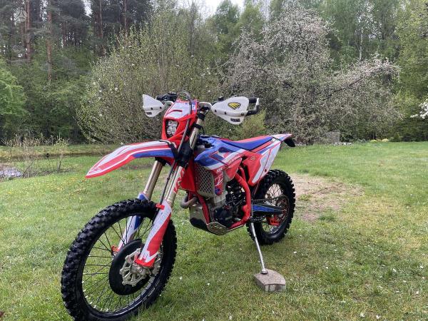 Beta RR 2021 in Kaunas, with an engine capacity of 0.39 L and mileage of 0 thousand km for 6000 €, photo 8 on AUTOMOTO.COM.LV