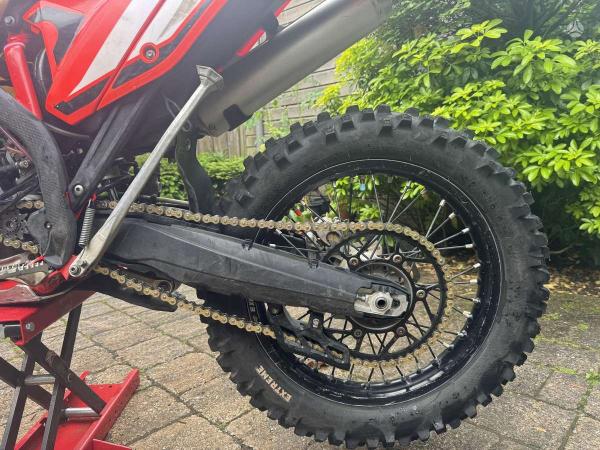 Beta RR 2024 Šauļi, ar dzinēja tilpumu 0.30 L un nobraukumu 2 tūkst. km par 6500 €, foto 9 vietnē AUTOMOTO.COM.LV