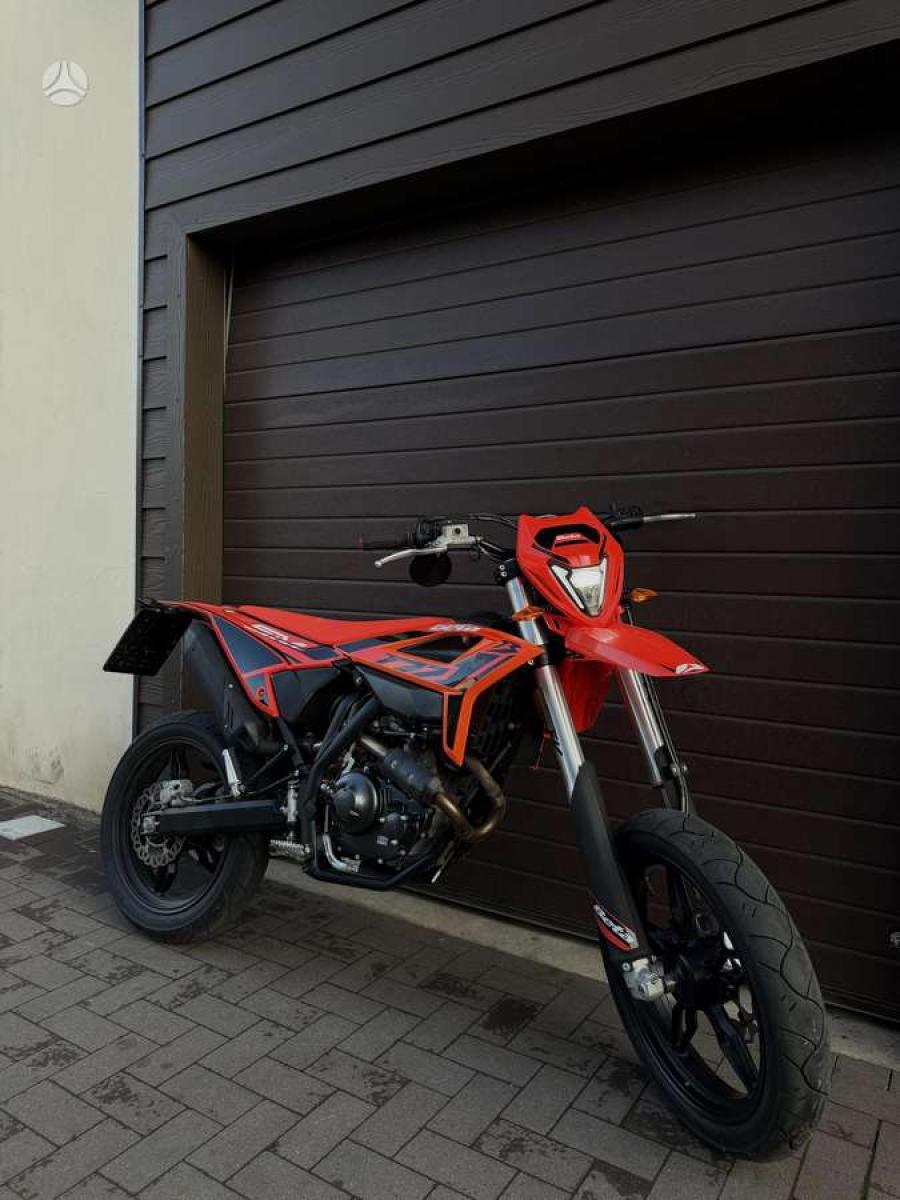 Beta RR 2025 in Kelme, with an engine capacity of 0.13 L and mileage of 3 thousand km for 3200 €, photo 4 on AUTOMOTO.COM.LV