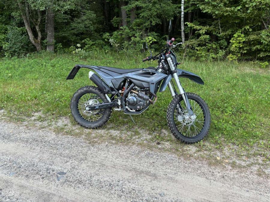 Beta RR 2025 in Vilnius, with an engine capacity of 0.13 L and mileage of 4 thousand km for 3800 €, photo 5 on AUTOMOTO.COM.LV