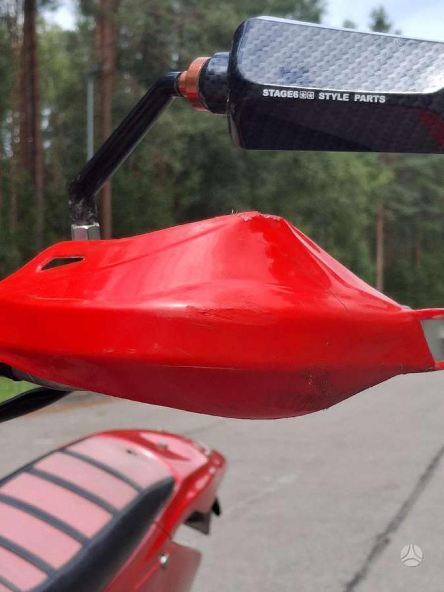 Red Beta RR 2005 in Visaginas, with an engine capacity of 49.00 L and mileage of 5 thousand km for 1750 €, photo 17 on AUTOMOTO.COM.LV