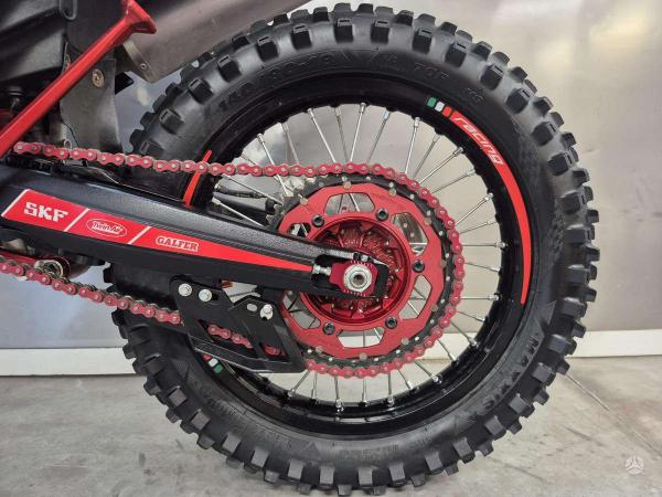 Balts Beta RR 2010 Kauņa, ar dzinēja tilpumu 0.40 L un nobraukumu 12 tūkst. km par 3400 €, foto 7 vietnē AUTOMOTO.COM.LV