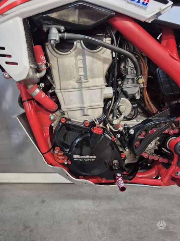 Balts Beta RR 2010 Kauņa, ar dzinēja tilpumu 0.40 L un nobraukumu 12 tūkst. km par 3400 €, foto 8 vietnē AUTOMOTO.COM.LV