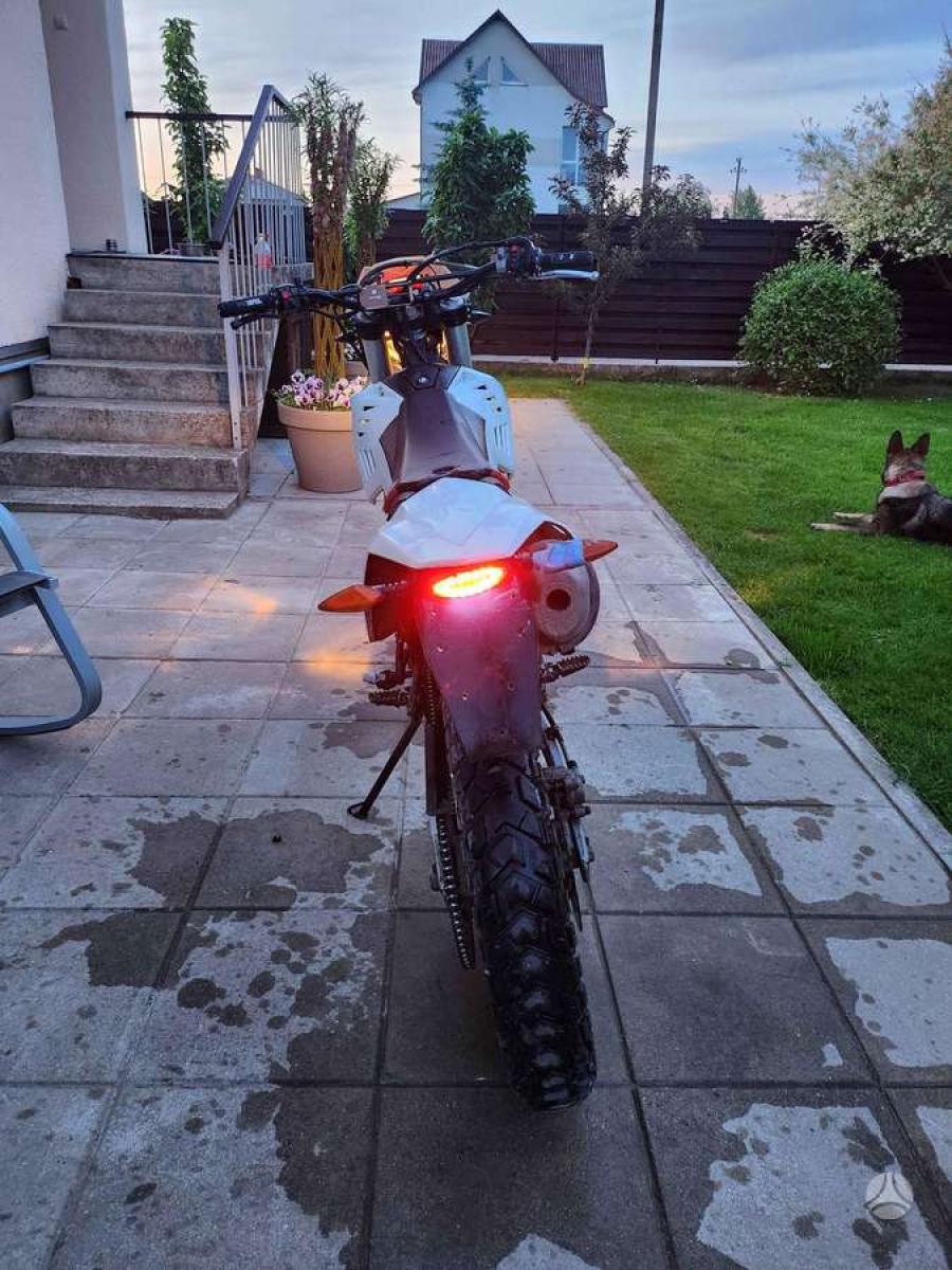 White Beta RR 2017 in Vilnius, with an engine capacity of 0.13 L and mileage of 4 thousand km for 2100 €, photo 14 on AUTOMOTO.COM.LV