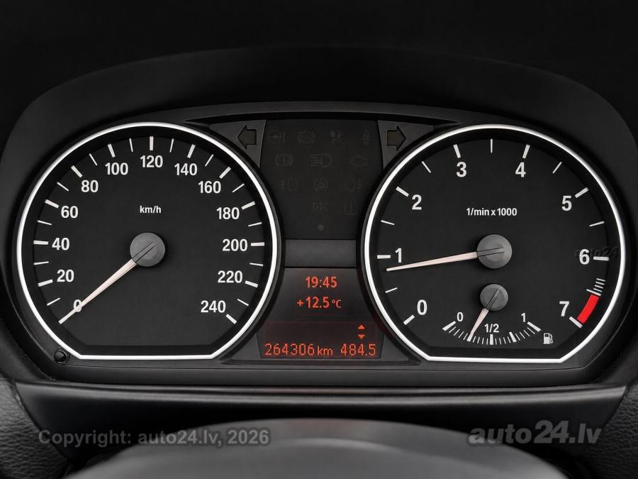 Black BMW 1-series 2009 in Tallinn, with an engine capacity of 2.00 L and mileage of 265 thousand km for 5000 €, photo 15 on AUTOMOTO.COM.LV