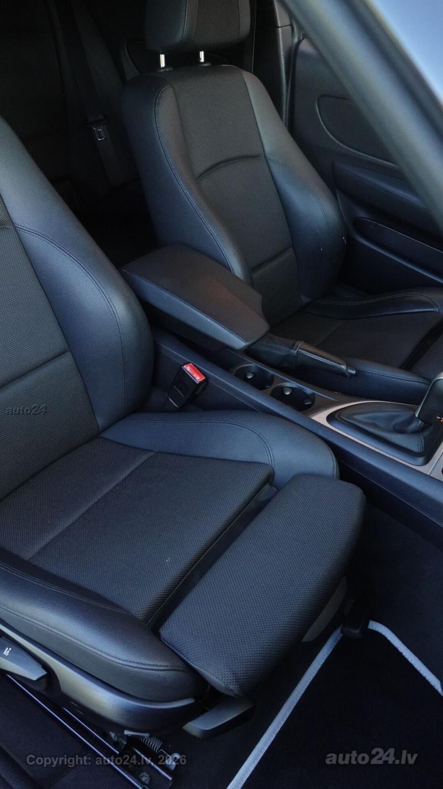 Black BMW 1-series 2008 in Tallinn, with an engine capacity of 3.50 L and mileage of 260 thousand km for 14999 €, photo 26 on AUTOMOTO.COM.LV