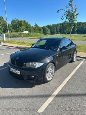 Melns BMW 1-series 2008 Tallina, ar dzinēja tilpumu 2.00 L un nobraukumu 272 tūkst. km par 8000 €, foto  vietnē AUTOMOTO.COM.LV