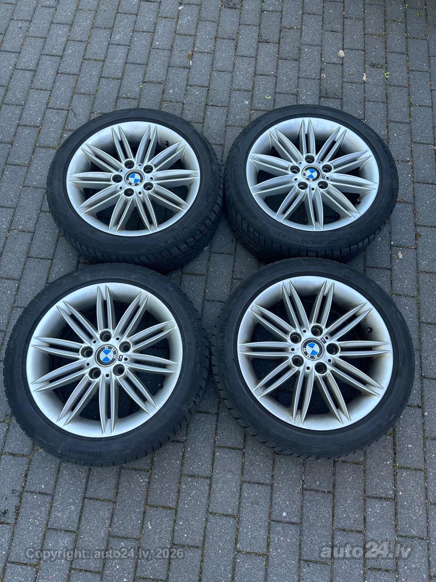Melns BMW 1-series 2008 Tallina, ar dzinēja tilpumu 2.00 L un nobraukumu 272 tūkst. km par 8000 €, foto 13 vietnē AUTOMOTO.COM.LV