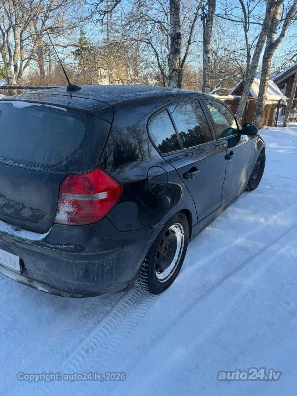 Black BMW 1-series 2004 in Tallinn, with an engine capacity of 2.00 L and mileage of 450 thousand km for 2345 €, photo 7 on AUTOMOTO.COM.LV