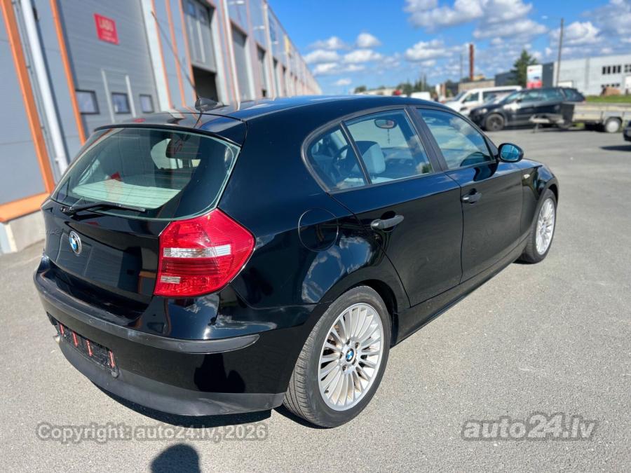 Melns BMW 1-series 2004 Tartu, ar dzinēja tilpumu 0.00 L un nobraukumu 320 tūkst. km par 2200 €, foto 7 vietnē AUTOMOTO.COM.LV