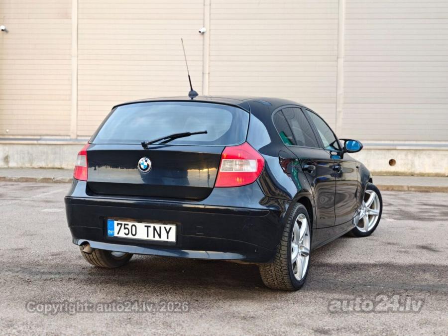 Black BMW 1-series 2005 in Tallinn, with an engine capacity of 2.00 L and mileage of 297 thousand km for 4490 €, photo 10 on AUTOMOTO.COM.LV