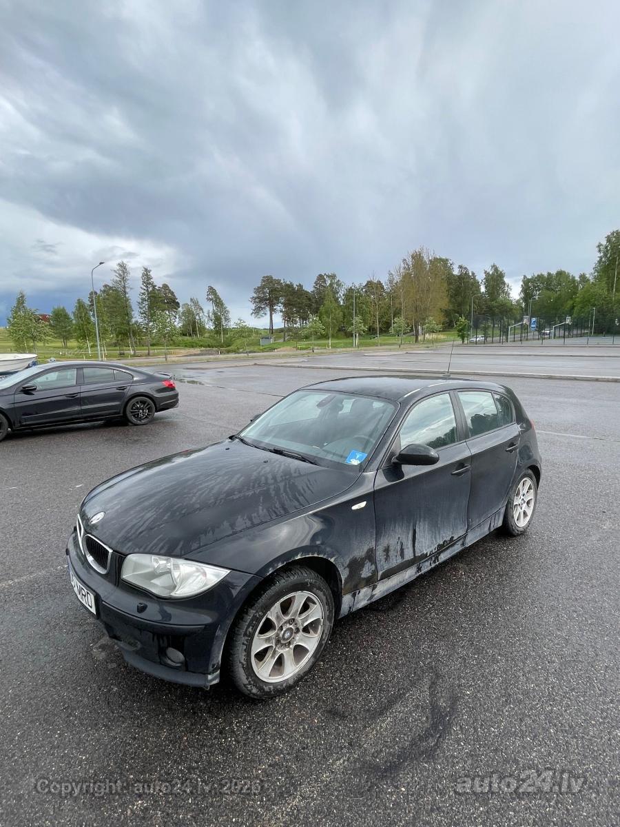 Melns BMW 1-series 2005 Tallina, ar dzinēja tilpumu 1.60 L un nobraukumu 315 tūkst. km par 1500 €, foto 3 vietnē AUTOMOTO.COM.LV