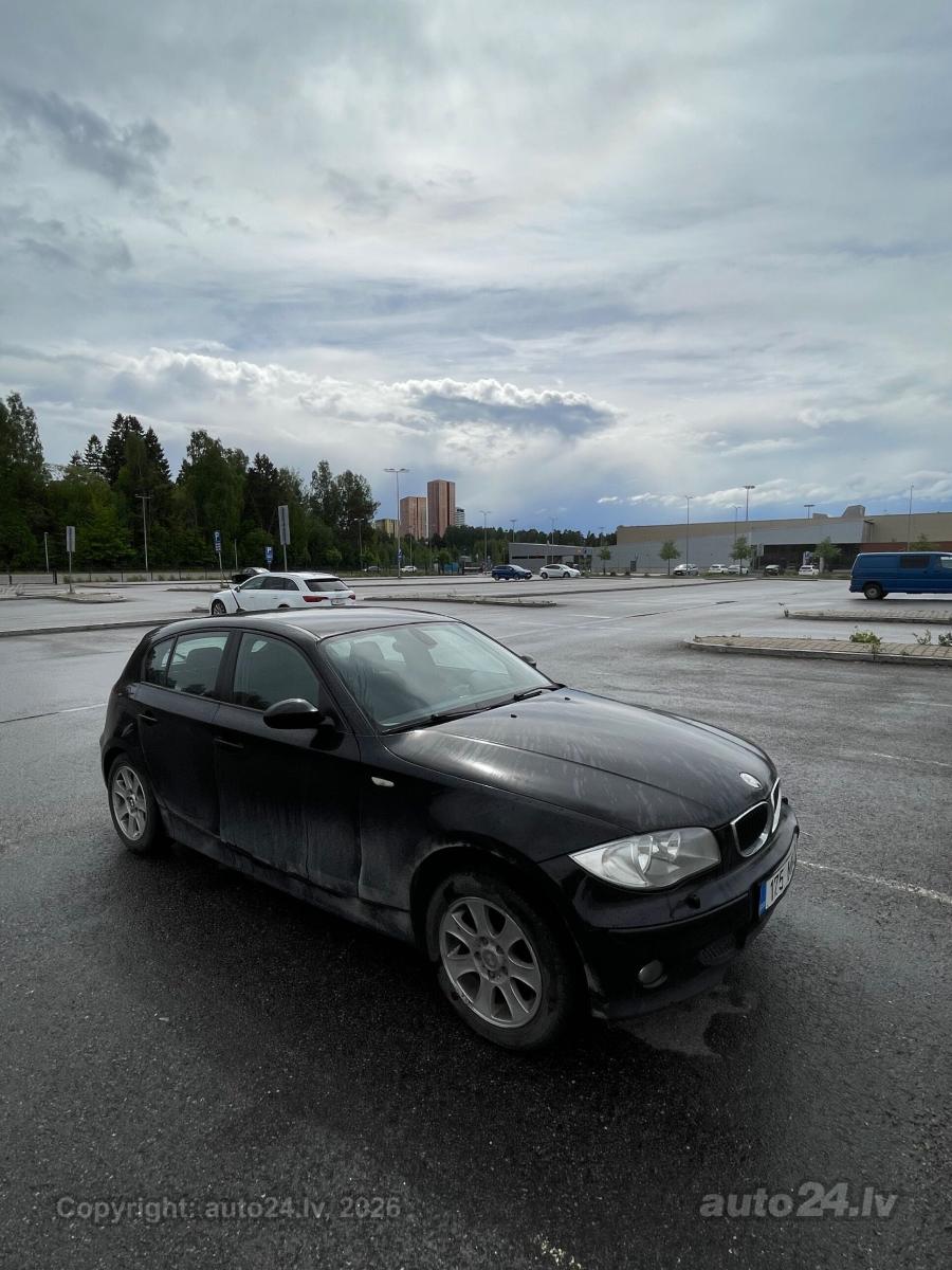 Melns BMW 1-series 2005 Tallina, ar dzinēja tilpumu 1.60 L un nobraukumu 315 tūkst. km par 1500 €, foto 4 vietnē AUTOMOTO.COM.LV