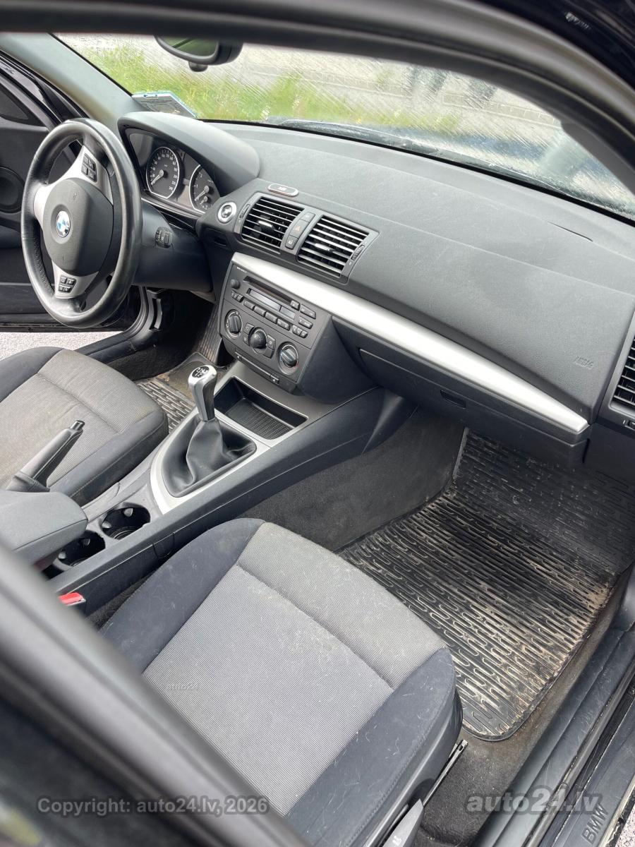 Melns BMW 1-series 2005 Tallina, ar dzinēja tilpumu 1.60 L un nobraukumu 315 tūkst. km par 1500 €, foto 10 vietnē AUTOMOTO.COM.LV