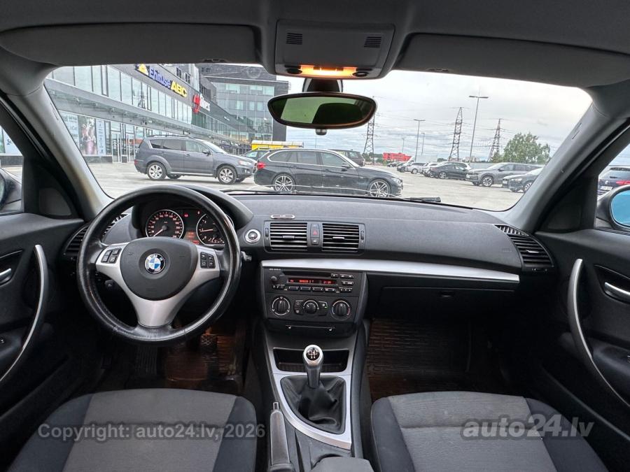 Black BMW 1-series 2005 in Tallinn, with an engine capacity of 1.60 L and mileage of 307 thousand km for 2400 €, photo 6 on AUTOMOTO.COM.LV