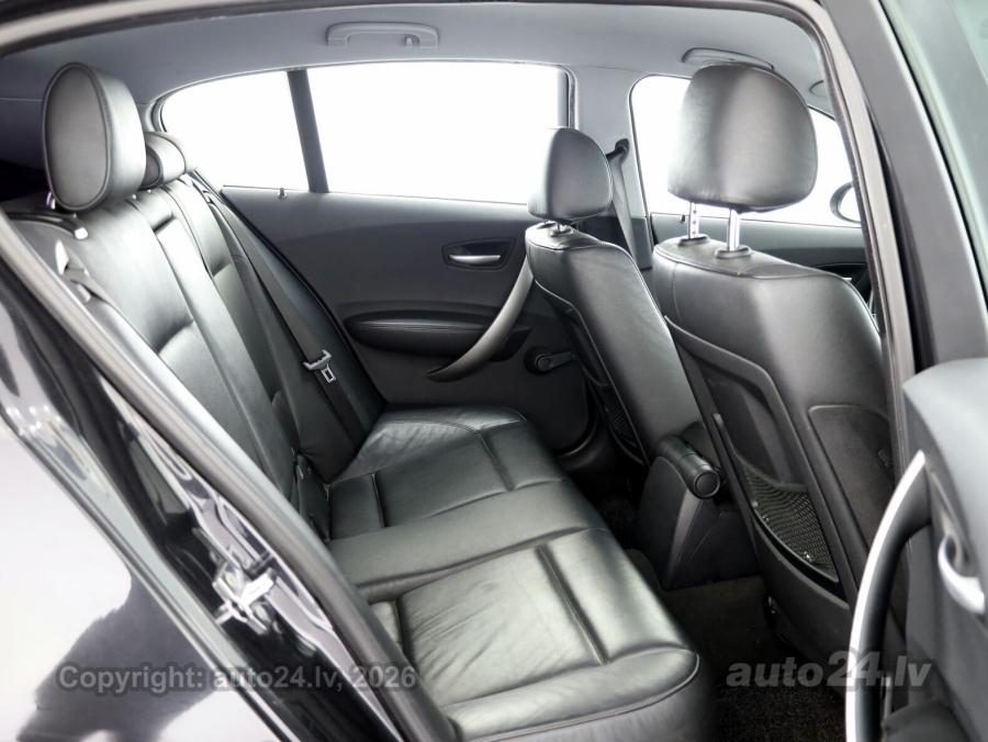 Melns BMW 1-series 2006 Tallina, ar dzinēja tilpumu 2.00 L un nobraukumu 249 tūkst. km par 2199 €, foto 8 vietnē AUTOMOTO.COM.LV
