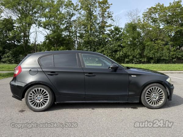 Melns BMW 1-series 2006 Tallina, ar dzinēja tilpumu 2.00 L un nobraukumu 390 tūkst. km par 1700 €, foto 7 vietnē AUTOMOTO.COM.LV