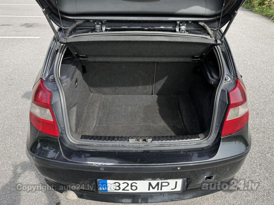 Melns BMW 1-series 2006 Tallina, ar dzinēja tilpumu 2.00 L un nobraukumu 390 tūkst. km par 1700 €, foto 15 vietnē AUTOMOTO.COM.LV