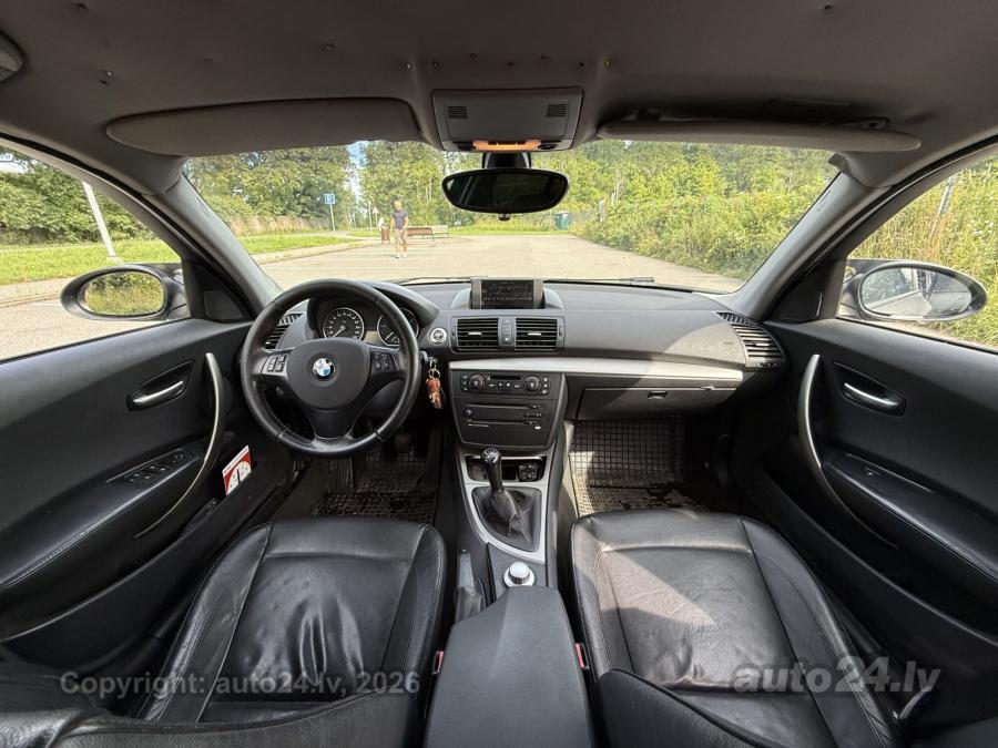 Melns BMW 1-series 2006 Tallina, ar dzinēja tilpumu 2.00 L un nobraukumu 390 tūkst. km par 1700 €, foto 16 vietnē AUTOMOTO.COM.LV