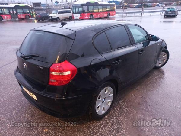 Black BMW 1-series 2007 in Tallinn, with an engine capacity of 1.60 L and mileage of 155 thousand km for 3250 €, photo 3 on AUTOMOTO.COM.LV