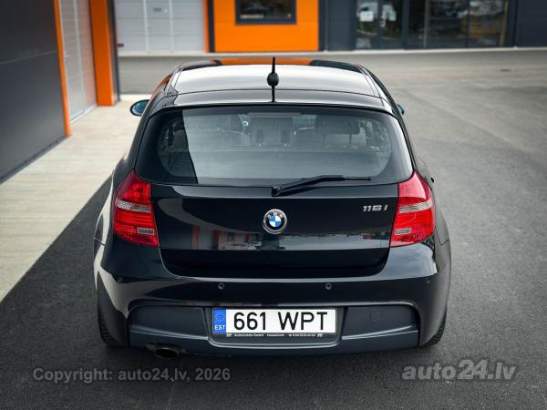 Black BMW 1-series 2008 in Kuressaare, with an engine capacity of 1.60 L and mileage of 139 thousand km for 3900 €, photo 9 on AUTOMOTO.COM.LV