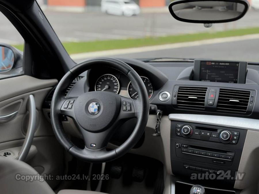Melns BMW 1-series 2008 Kuresāre, ar dzinēja tilpumu 1.60 L un nobraukumu 139 tūkst. km par 3900 €, foto 14 vietnē AUTOMOTO.COM.LV