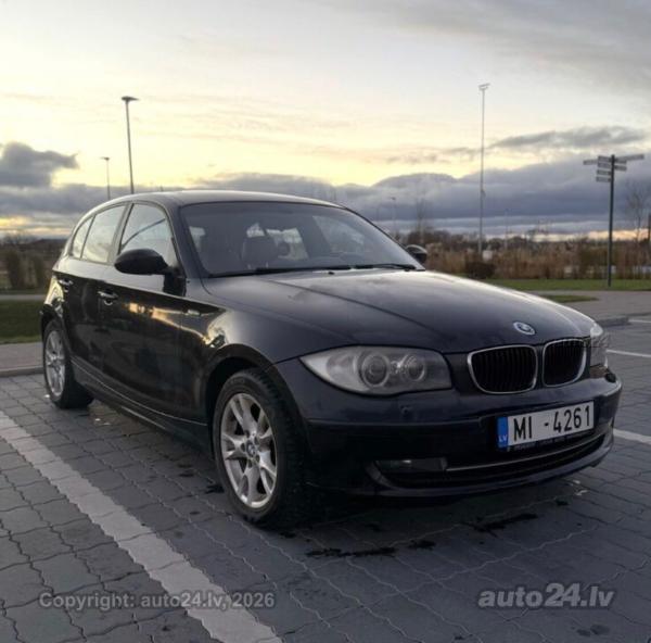 Black BMW 1-series 2009 in Jelgava, with an engine capacity of 2.00 L and mileage of 0 thousand km for 3500 €, photo 1 on AUTOMOTO.COM.LV