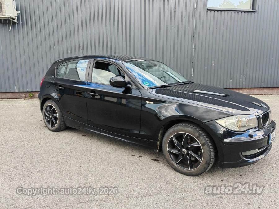 Melns BMW 1-series 2009 Keila, ar dzinēja tilpumu 2.00 L un nobraukumu 260 tūkst. km par 4444 €, foto 5 vietnē AUTOMOTO.COM.LV