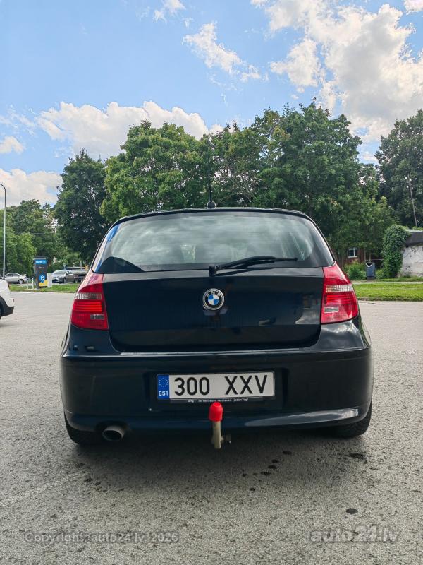 Melns BMW 1-series 2009 Keila, ar dzinēja tilpumu 2.00 L un nobraukumu 260 tūkst. km par 4444 €, foto 5 vietnē AUTOMOTO.COM.LV