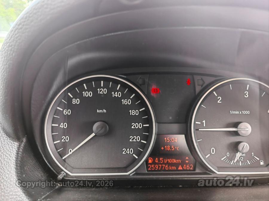Melns BMW 1-series 2009 Keila, ar dzinēja tilpumu 2.00 L un nobraukumu 260 tūkst. km par 4444 €, foto 11 vietnē AUTOMOTO.COM.LV