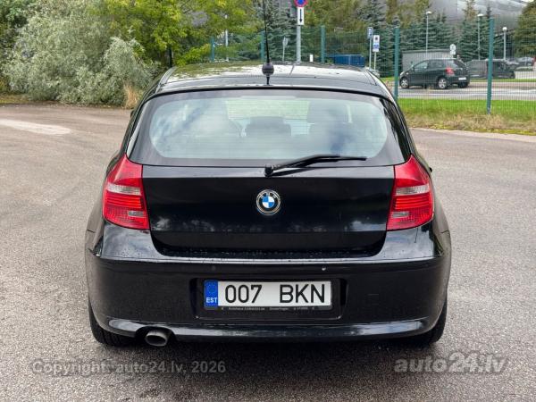 БМВ 1 Серия 2010 в Таллин на AUTOMOTO.COM.LV Черный БМВ 1 Серия 2010 в Таллин, объемом двигателя 2.00 л и пробегом 317 тыс. км за 4490 €, фото 4 на AUTOMOTO.COM.LV