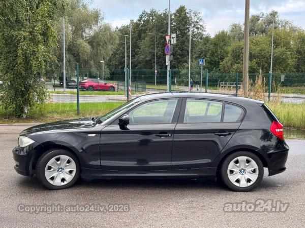 БМВ 1 Серия 2010 в Таллин на AUTOMOTO.COM.LV Черный БМВ 1 Серия 2010 в Таллин, объемом двигателя 2.00 л и пробегом 317 тыс. км за 4490 €, фото 5 на AUTOMOTO.COM.LV