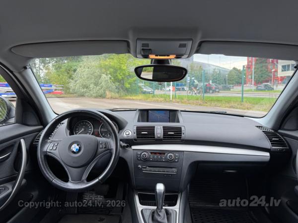 БМВ 1 Серия 2010 в Таллин на AUTOMOTO.COM.LV Черный БМВ 1 Серия 2010 в Таллин, объемом двигателя 2.00 л и пробегом 317 тыс. км за 4490 €, фото 8 на AUTOMOTO.COM.LV