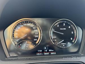 Black BMW 1-series 2017 in Riga, with an engine capacity of 2.00 L and mileage of 167 thousand km for 10500 €, photo 16 on AUTOMOTO.COM.LV