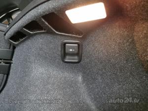 Melns BMW 1-series 2019 Tartu, ar dzinēja tilpumu 2.00 L un nobraukumu 137 tūkst. km par 16900 €, foto 27 vietnē AUTOMOTO.COM.LV