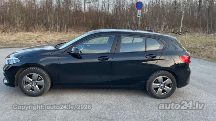 Black BMW 1-series 2021 in Tallinn, with an engine capacity of 1.50 L and mileage of 41 thousand km for 21600 €, photo 2 on AUTOMOTO.COM.LV