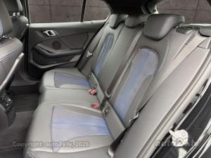 Melns BMW 1-series 2023 Tallina, ar dzinēja tilpumu 1.50 L un nobraukumu 38 tūkst. km par 21750 €, foto 14 vietnē AUTOMOTO.COM.LV
