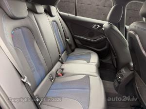 Melns BMW 1-series 2023 Tallina, ar dzinēja tilpumu 1.50 L un nobraukumu 38 tūkst. km par 21750 €, foto 15 vietnē AUTOMOTO.COM.LV