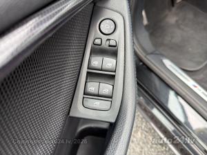 Melns BMW 1-series 2023 Tallina, ar dzinēja tilpumu 1.50 L un nobraukumu 38 tūkst. km par 21750 €, foto 16 vietnē AUTOMOTO.COM.LV